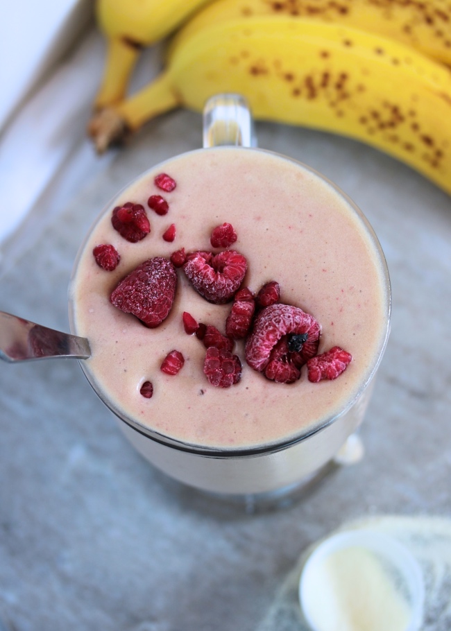 Creamy Raspberry Superfood Shake | PALEO – Just Jessie B