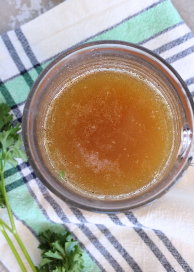 Slow Cooker Bone Broth | PALEO, Whole30 – Just Jessie B